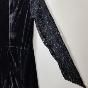 The Pyramid Collection | Dresses | The Pyramid Collection Velvet Lace ...